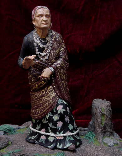 Model Museum: Maleva the Gypsy Woman and Wolfman